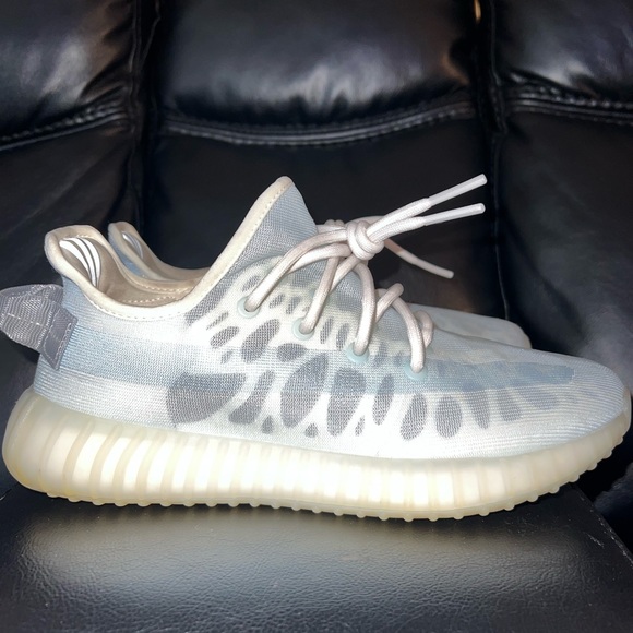 Yeezy | Shoes | Used Yeezy 35 Mono Ice Just A Stain That Can Easily ...